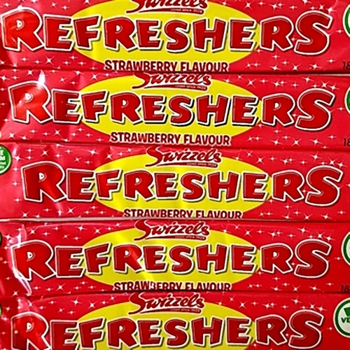 Delicious Giant Strawberry Refreshers Chew Bar. (10 Bars)
